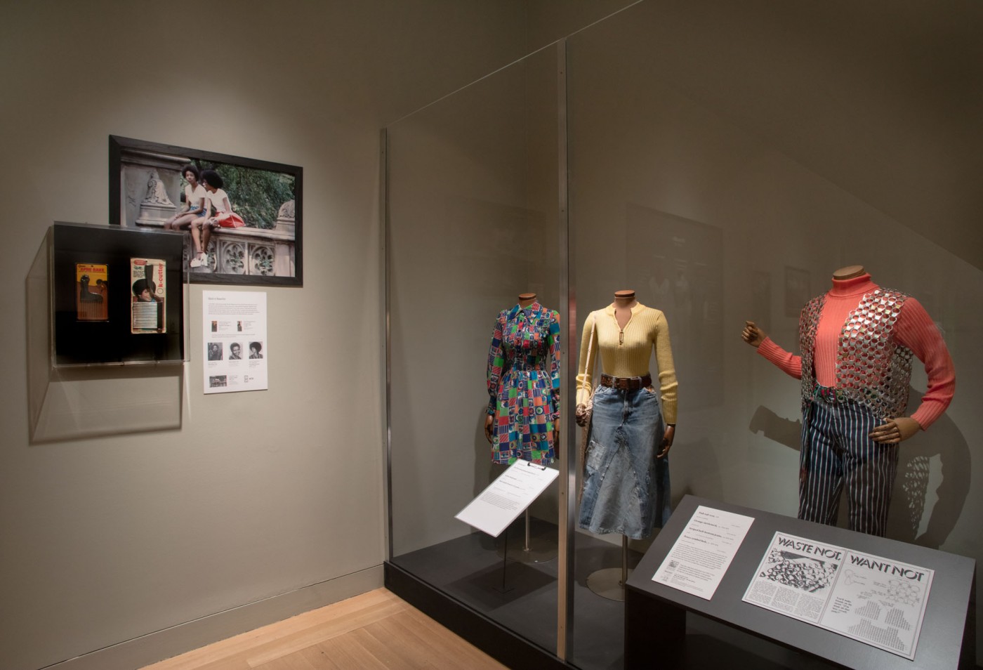 Women’s Real Clothes and Real Lives On show in New York - The Costume ...