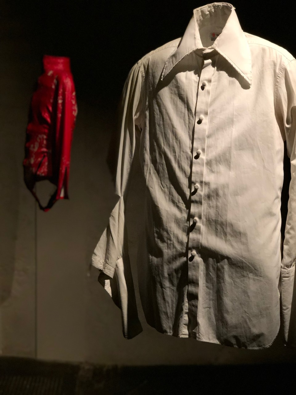 Relishing Rotten Textiles - The Costume Society